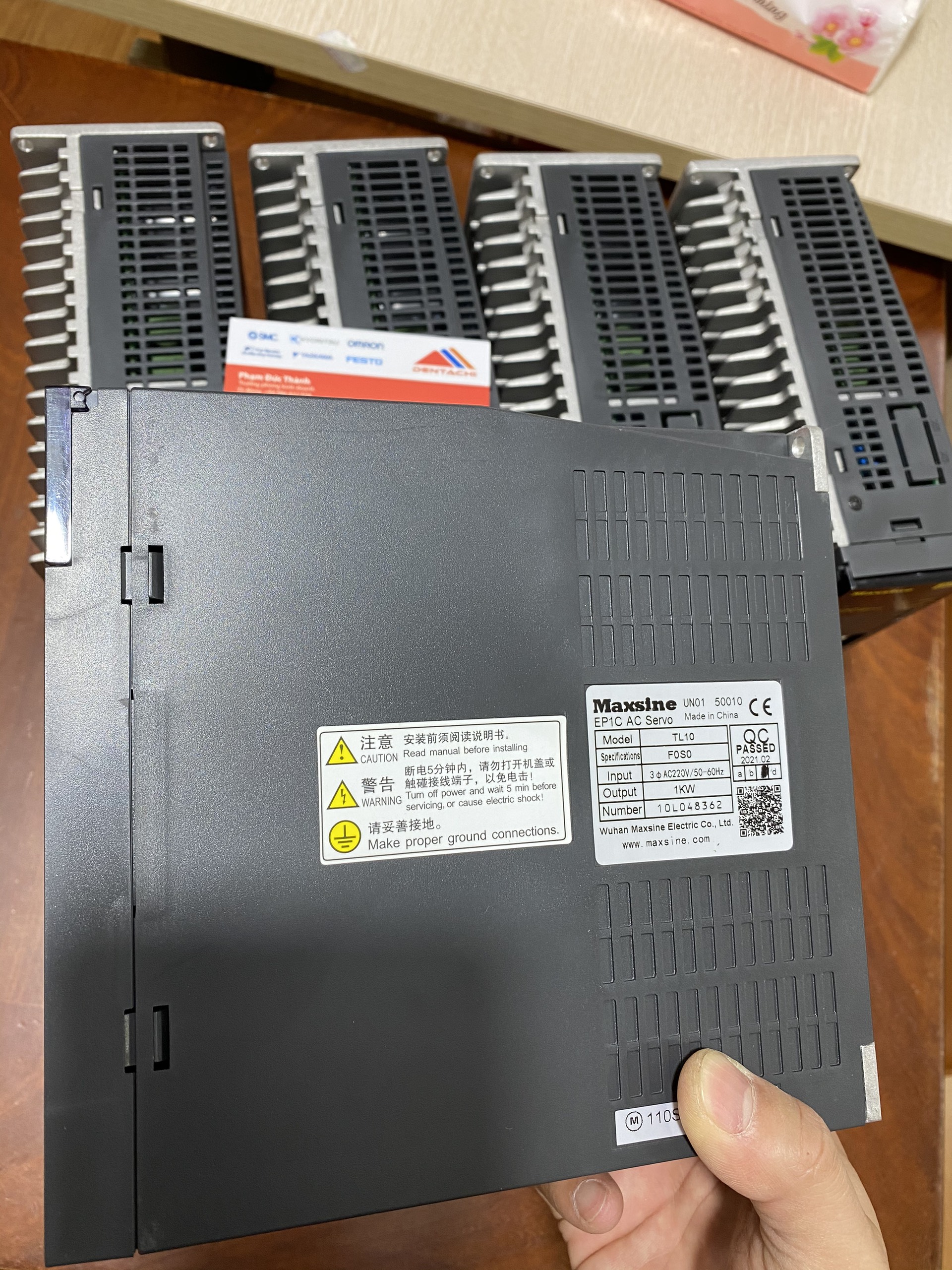 AC SERVO WUHAN MAXSINE EP1C Servo TL10